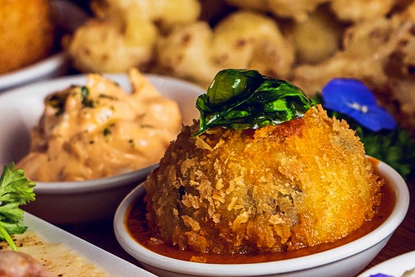 Bobo KL | Kuala Lumpur Best Restaurant & Show Review 2019